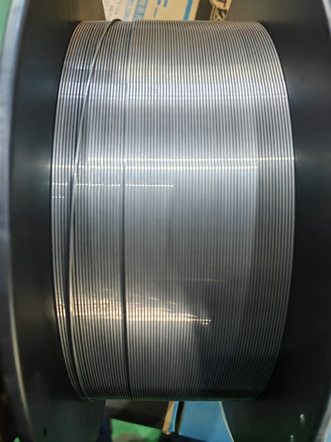 E71T-GS 0.8*5kg/D100 Spray Welding Wire Flux Cored Wire For Mild Steel ...